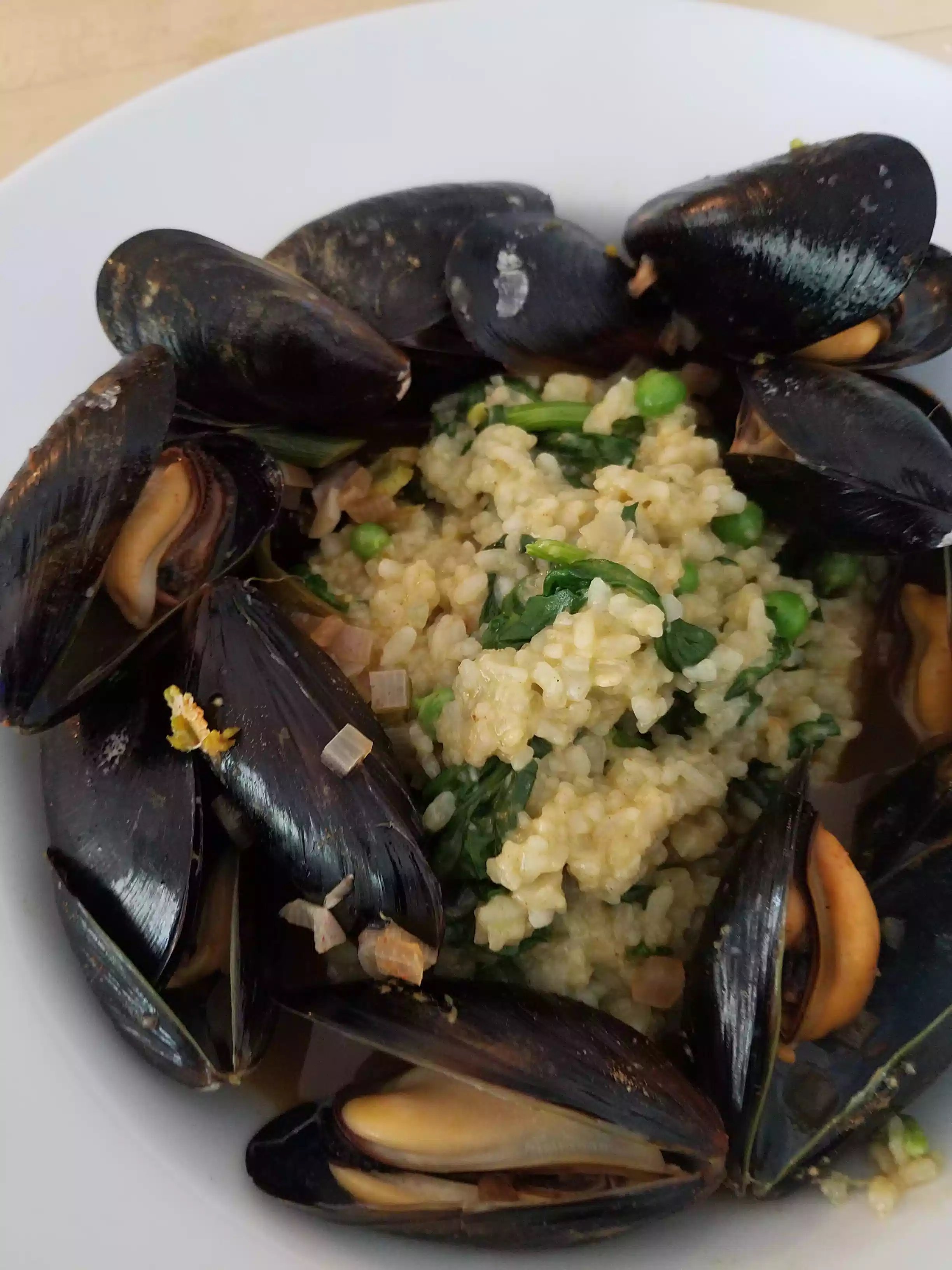 Spinach Risotto with Mussels - Digestables